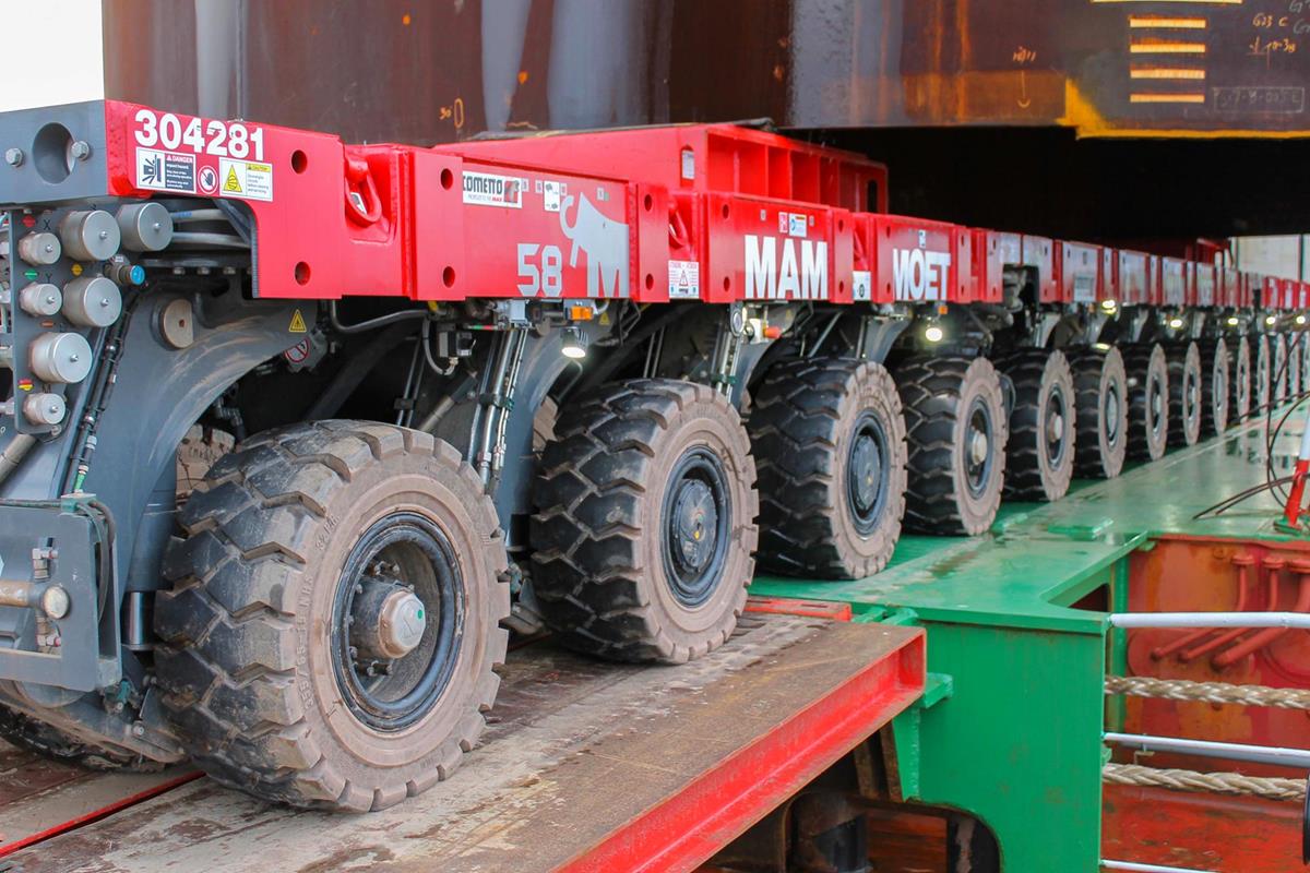 Cometto welcomes you at the Conexpo 2023 - Self-propelled vehicles