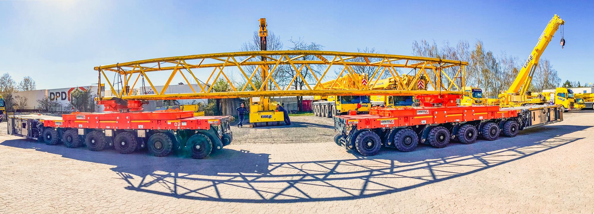 Turntable set on SPMT self-propelled vehicle at Eisele - Self-propelled ...