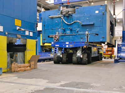 Discover the leading technology for self-propelled trailers