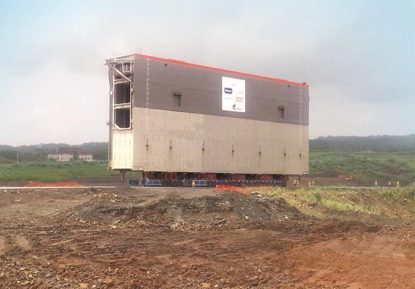 Mechanical & plant engineering - Self-propelled vehicles - Heavy load ...